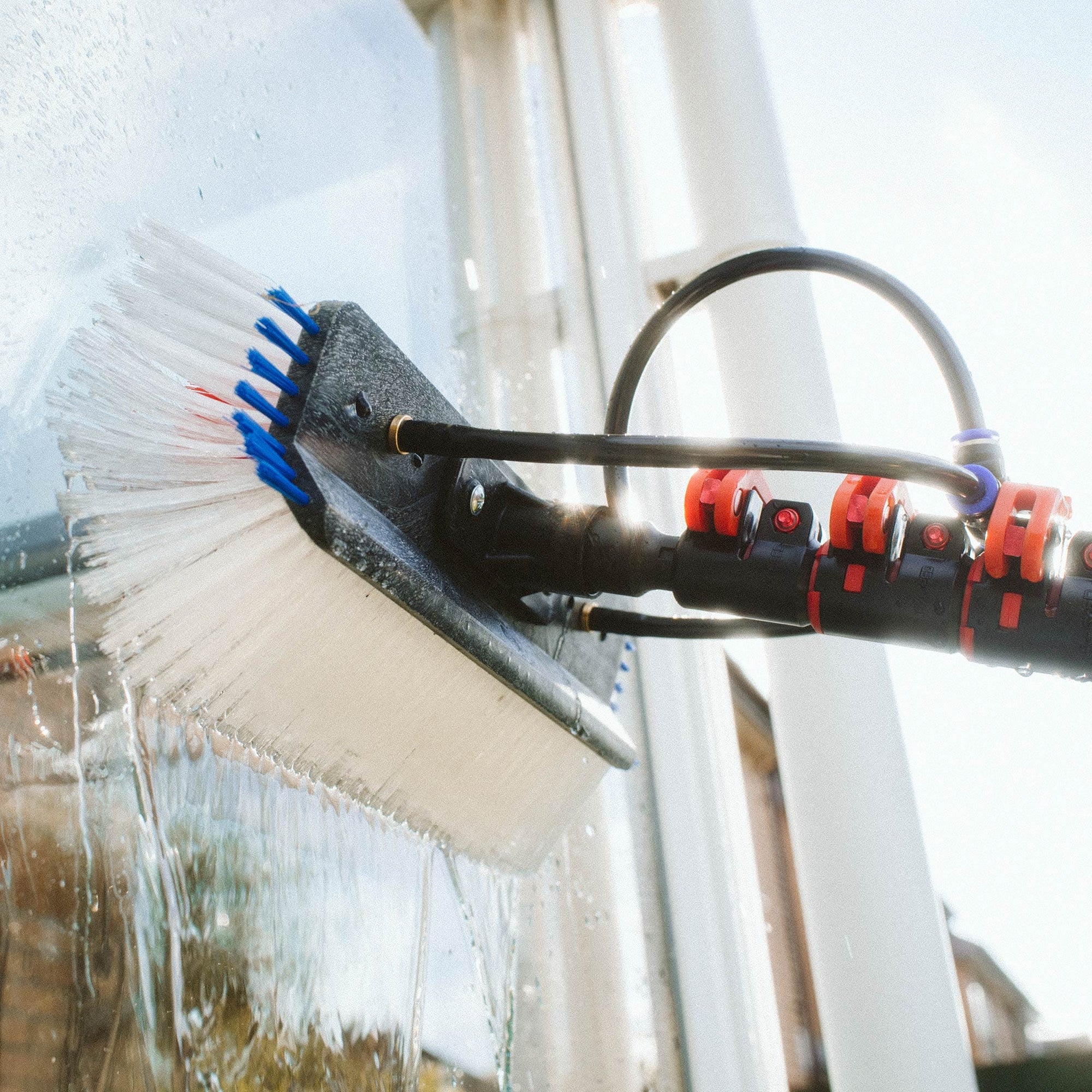 FaceLift® Phantom Sill Brush | Window Cleaning Brush - Window Cleaning ...