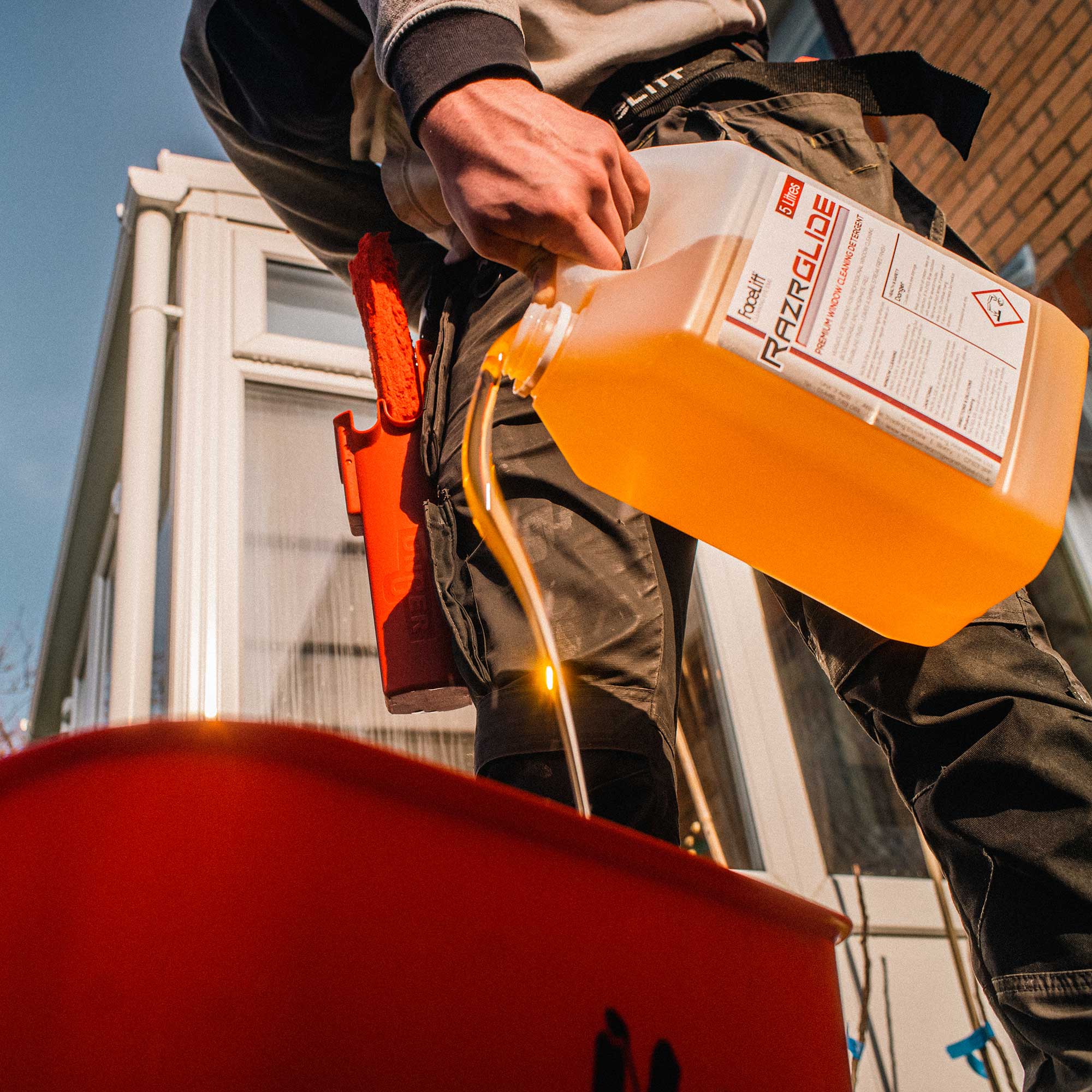 FaceLift® RazrGlide Detergent | Window Cleaning Soap & Detergents ...